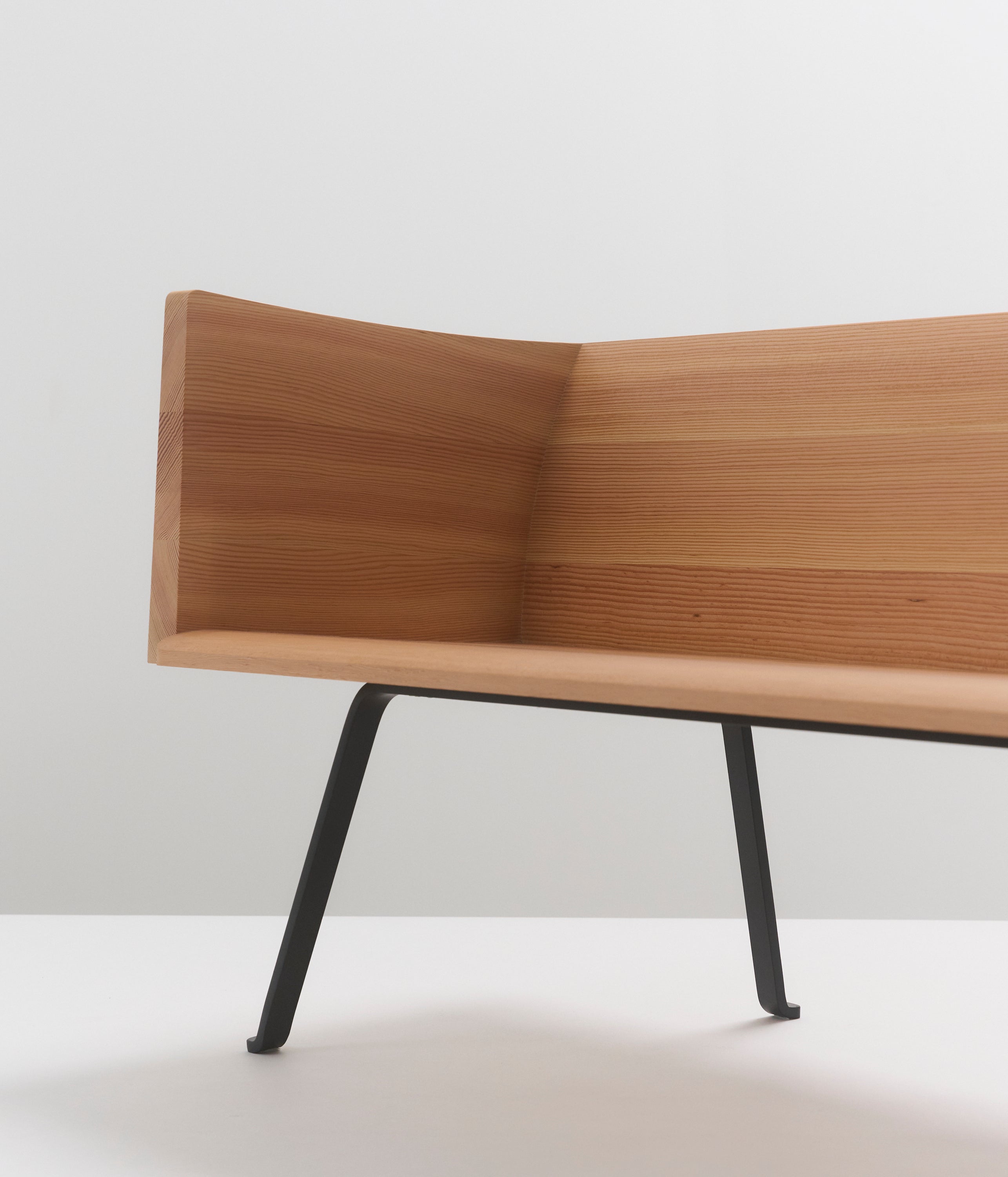 A digital space for designer furniture & objects – Objective Studies